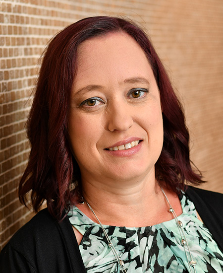 About Renee Dunn, CPAACC - Elevage Digital